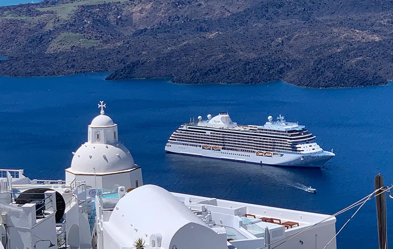 10 Best Cruise Cabin Essentials You Didn't Know You Needed