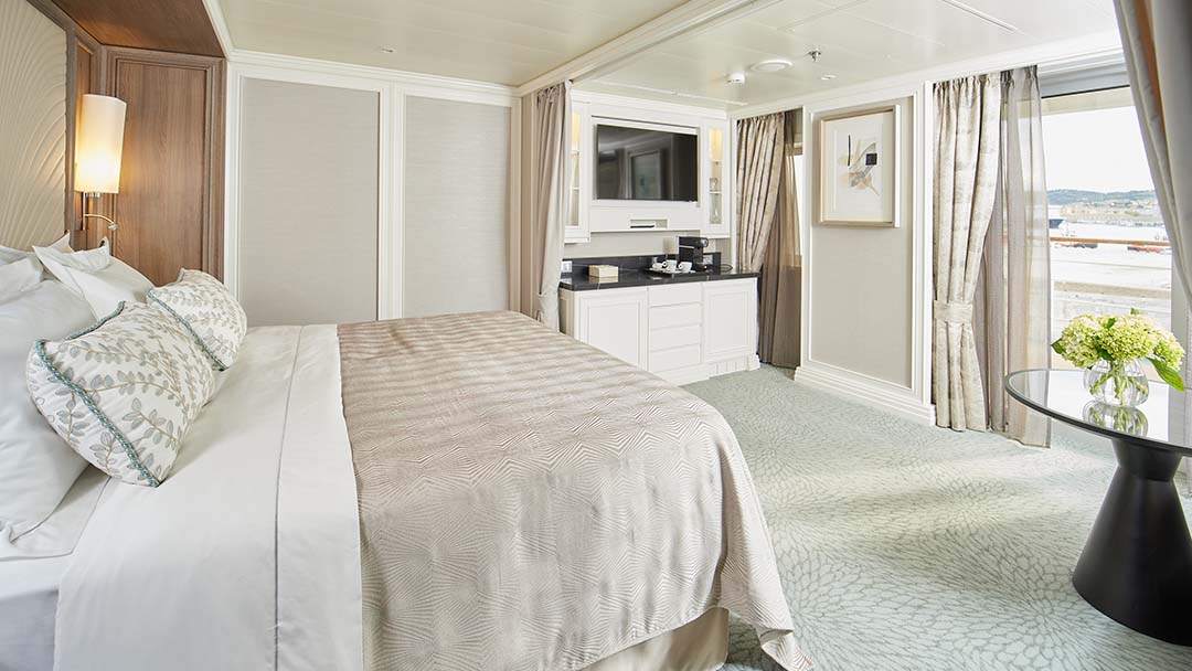 Regent Seven Seas Grandeur - Concierge Suite Review